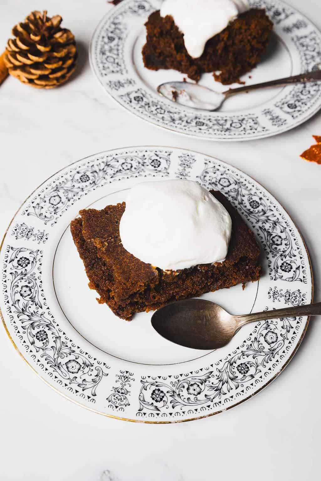 Moist Crockpot Gingerbread Cake : Thermocookery