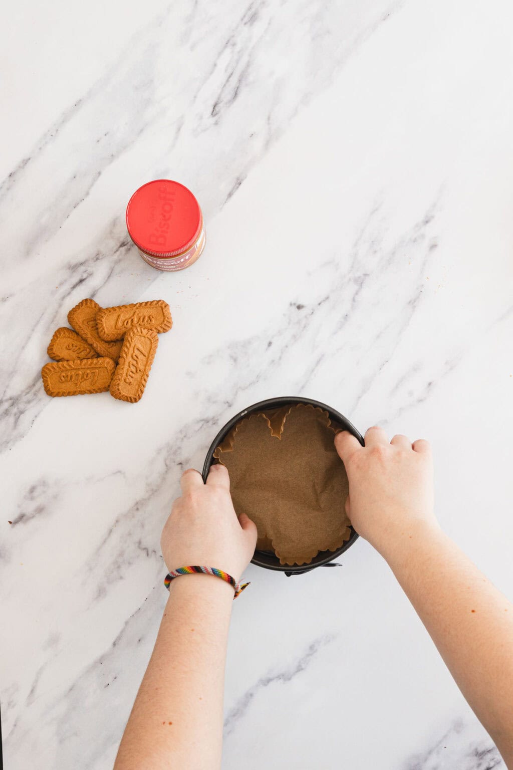 Easy Air Fryer Biscoff Cake : Thermocookery